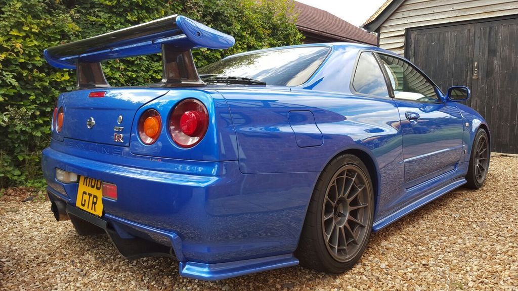 R34 gtr carbon spoiler legs | GTR Forum